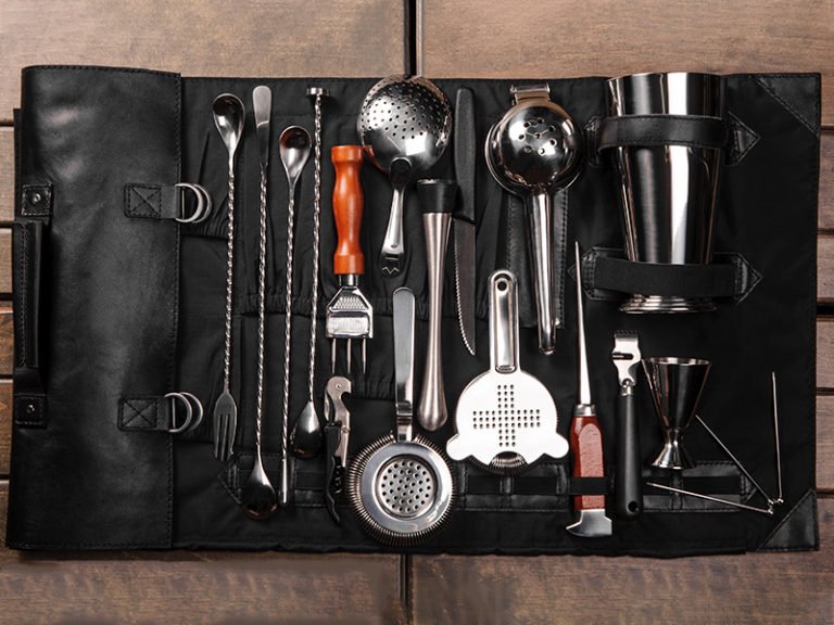 How To Easily Create The Perfect Home Bar - Sideshow Pete